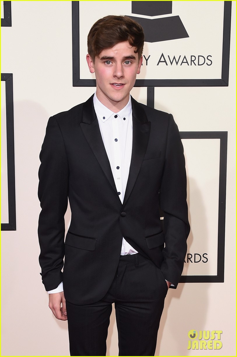 Max Schneider & Roshon Fegon Suit Up for Grammys 2016 | Photo 929860 ...