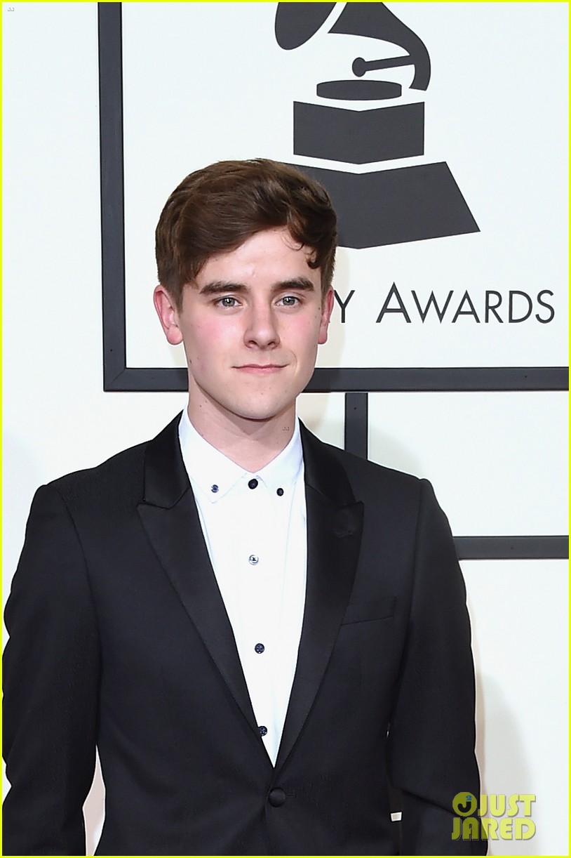 Max Schneider & Roshon Fegon Suit Up for Grammys 2016 | Photo 929868 ...