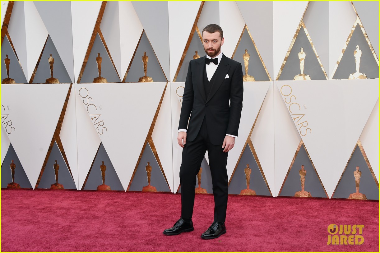 Sam Smith Suits Up for Oscars 2016! | Photo 935544 - Photo Gallery ...