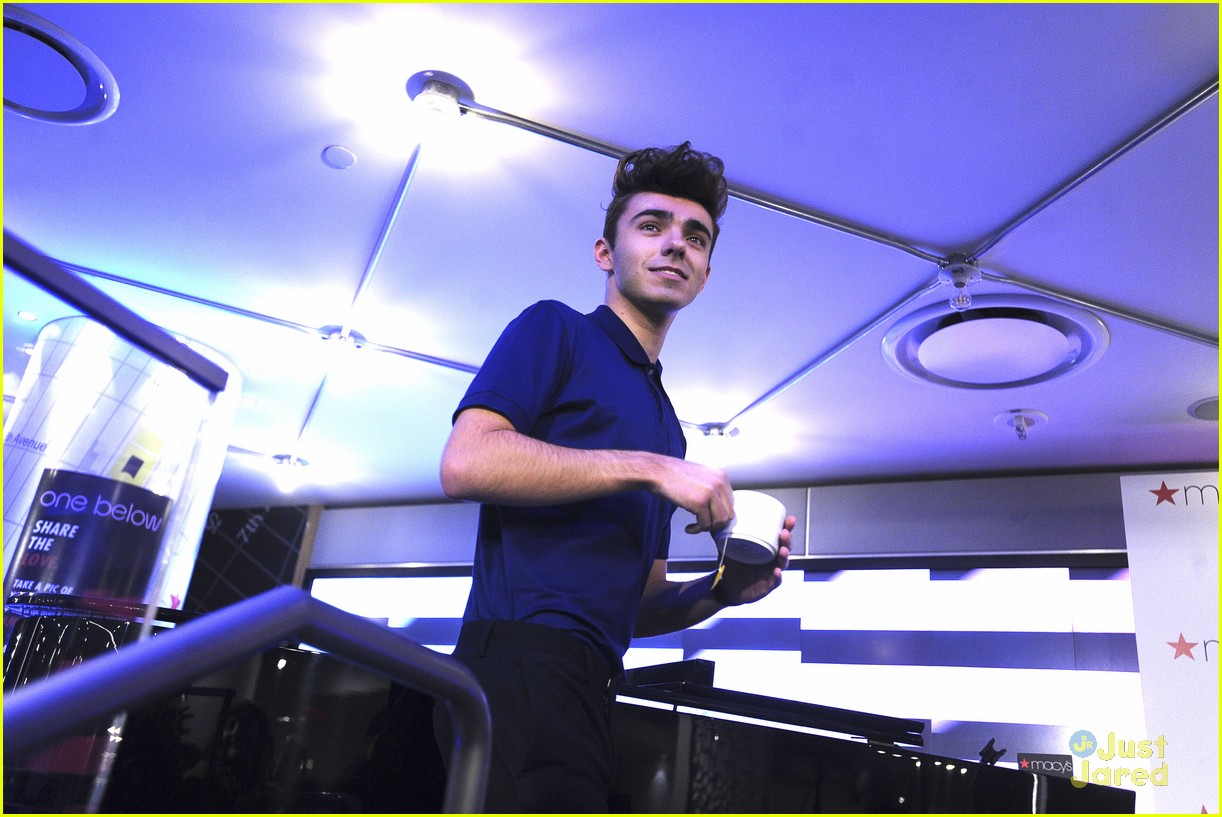 Nathan Sykes Serenades Crowd at Macy's Valentine's Day Celebration ...
