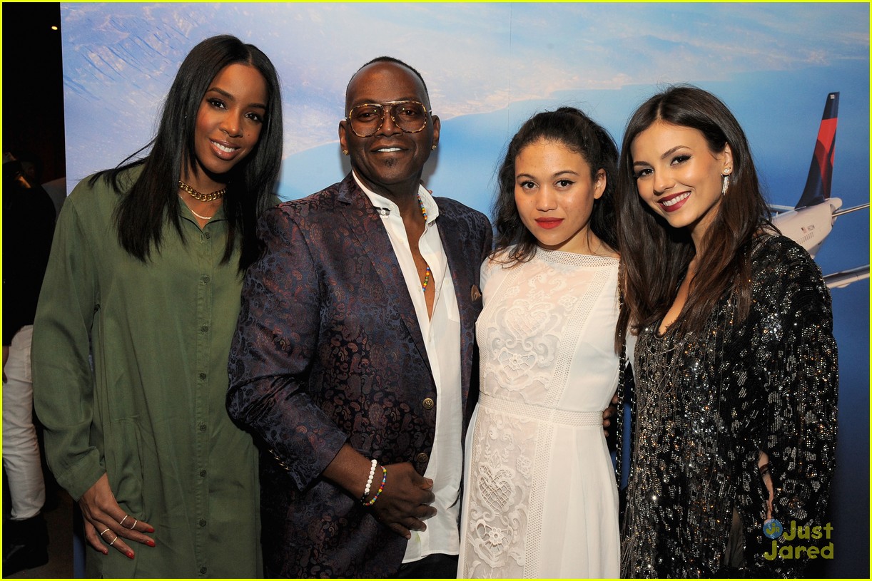 Victoria Justice & Ariel Winter Hit Delta Air Lines' Pre Grammy ...