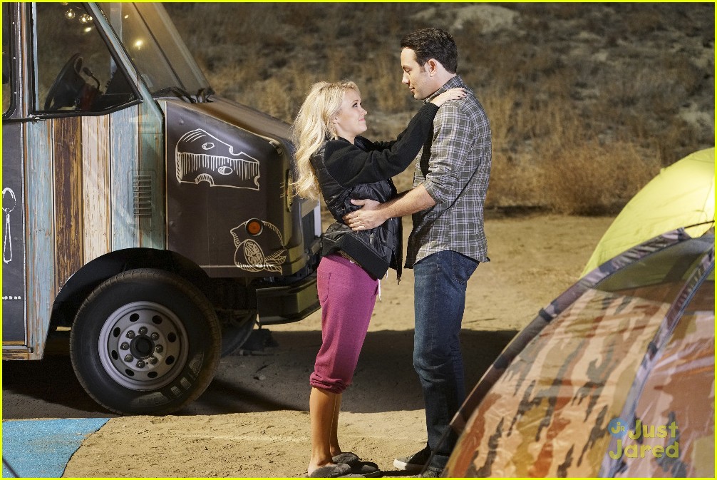 Did Gabi & Josh or Riley & Danny End Up Together On 'Young & Hungry ...