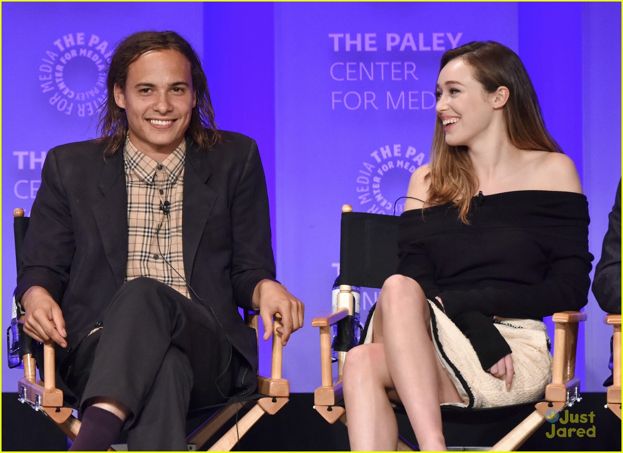 Alycia Debnam-Carey Reflects On Social Media Reaction Over 'The 100's ...