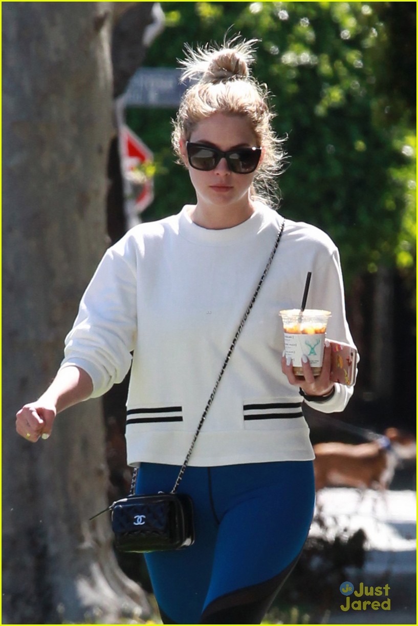 Ashley Benson Wants Fans To Be Comfortable In Their Own Skin | Photo ...