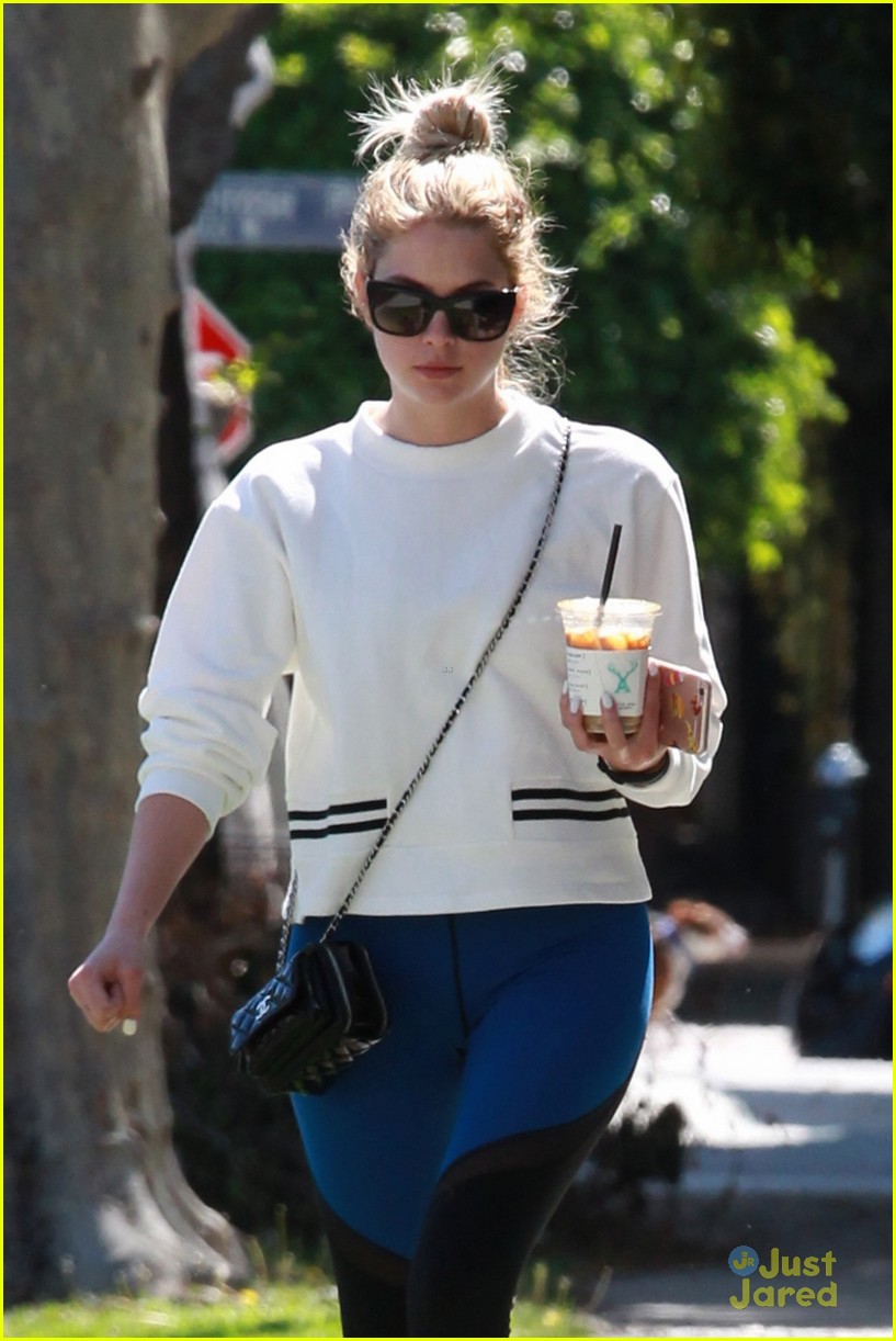 Ashley Benson Wants Fans To Be Comfortable In Their Own Skin | Photo ...