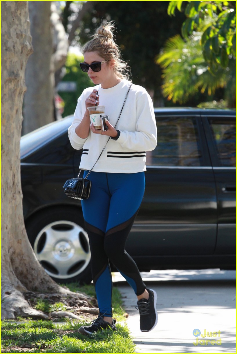 Ashley Benson Wants Fans To Be Comfortable In Their Own Skin | Photo ...