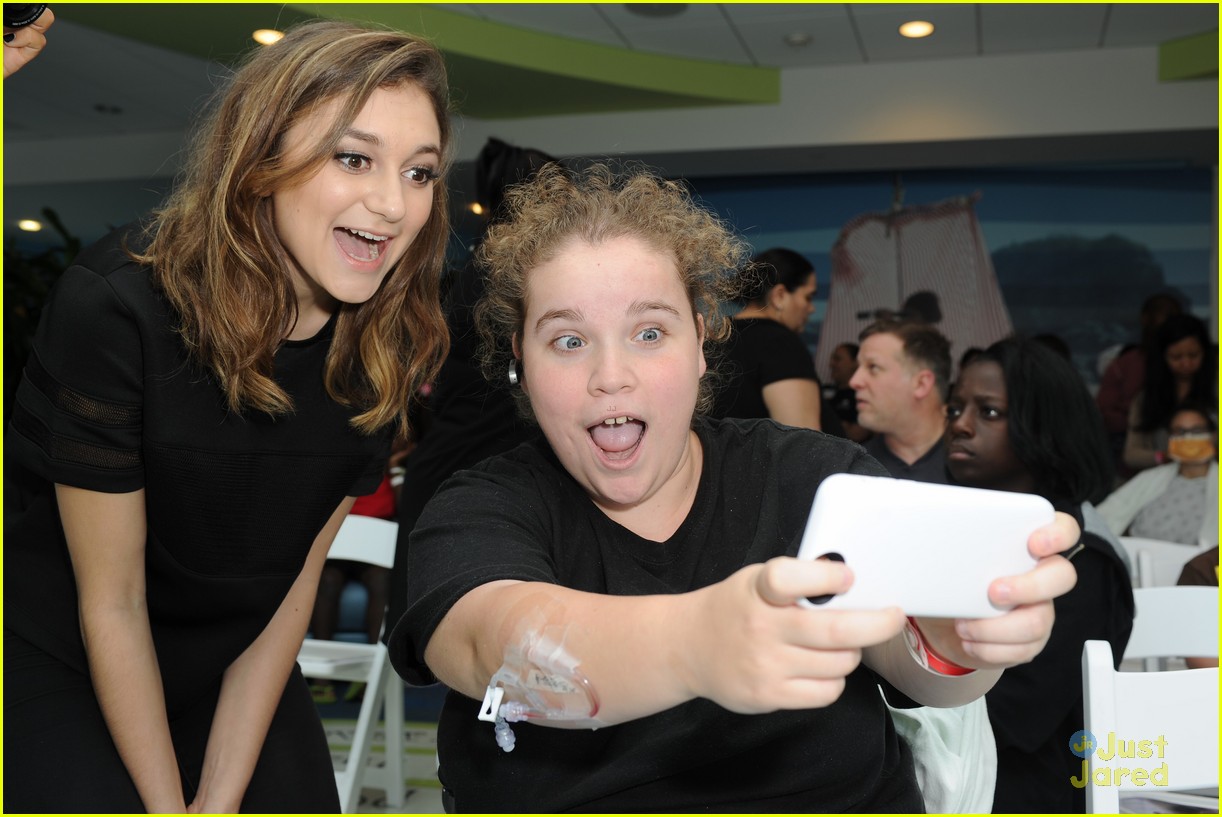 Daya Announces 'Sit Still, Look Pretty' As New Single - Listen Here ...