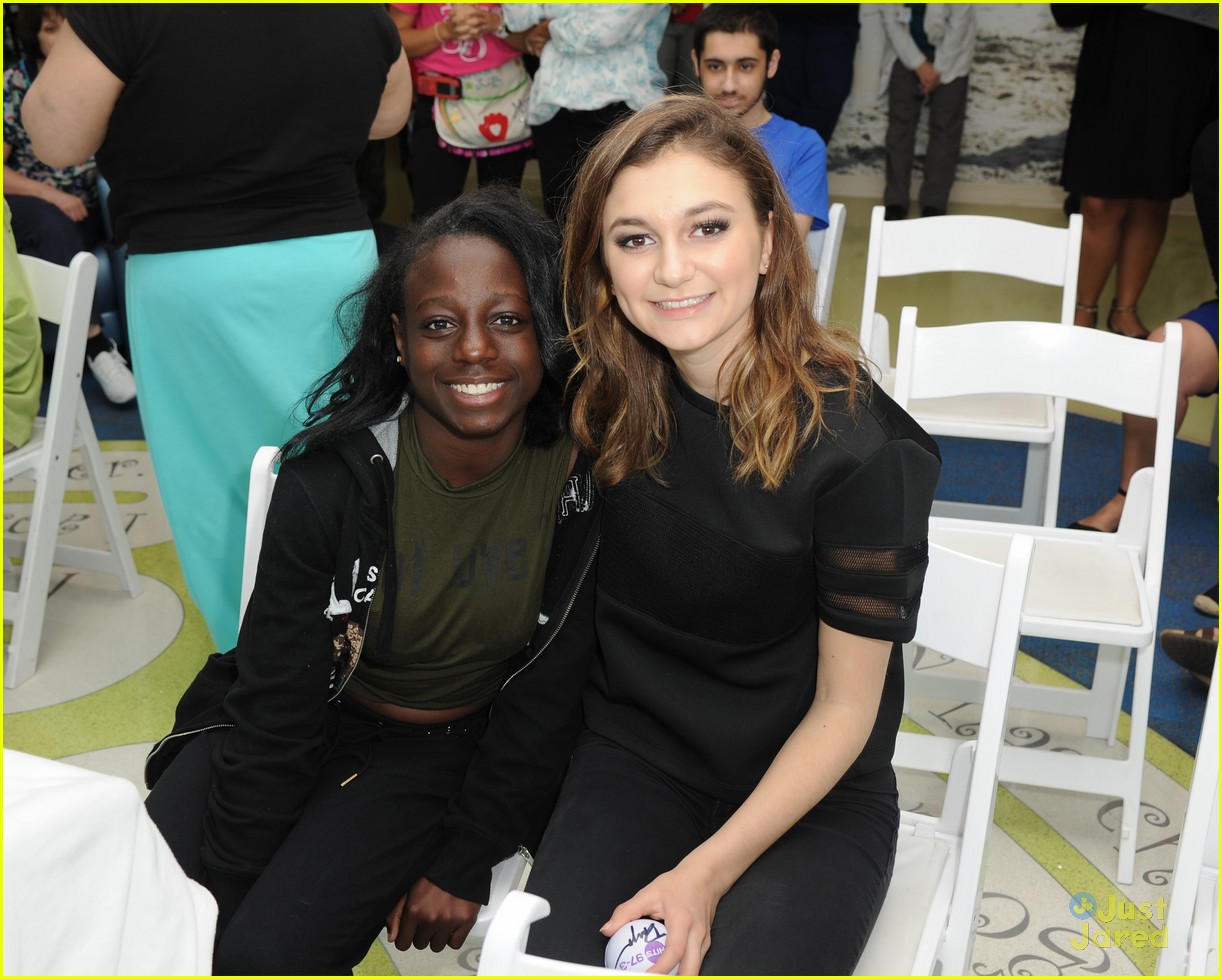 Daya Announces 'Sit Still, Look Pretty' As New Single - Listen Here ...