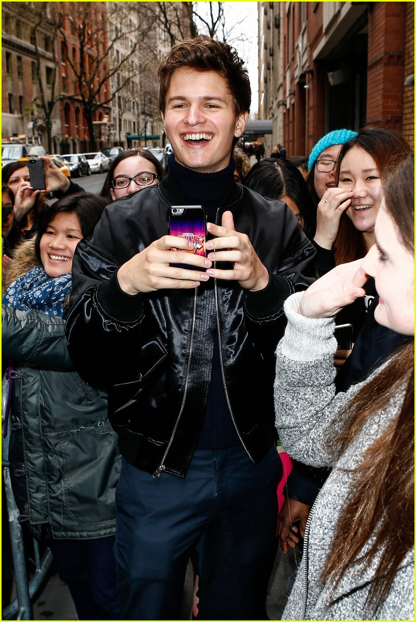 Ansel Elgort Tackles Live Dance Challenge on 'Live! With Kelly ...