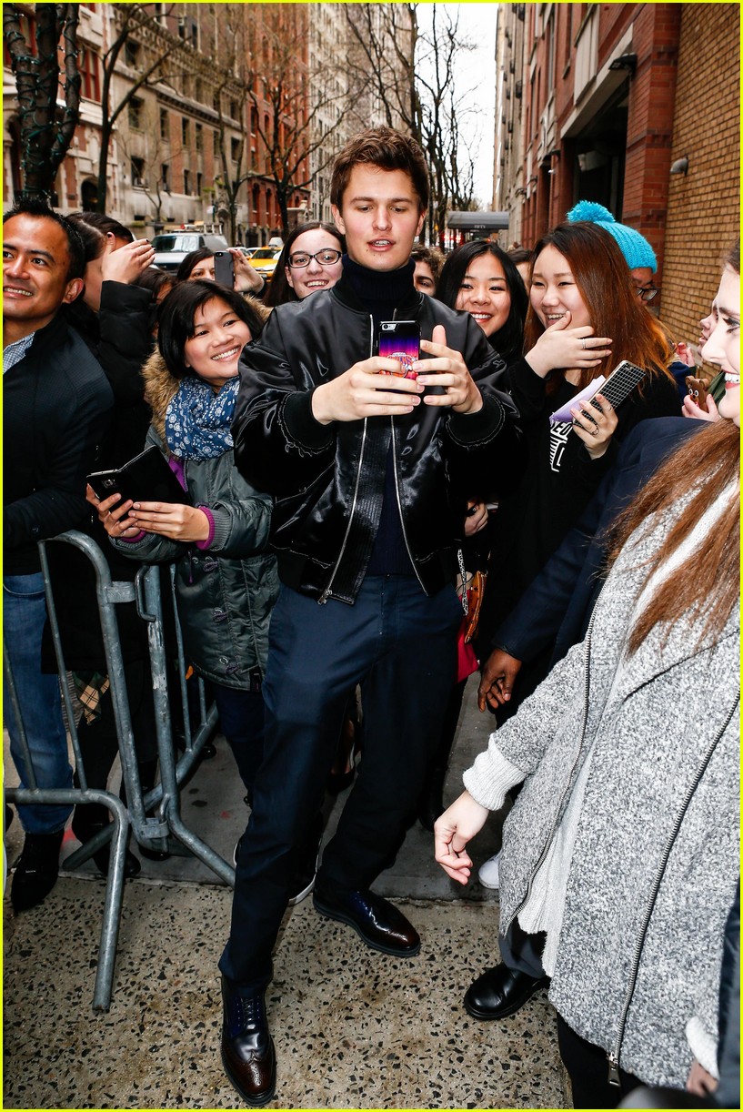 Ansel Elgort Tackles Live Dance Challenge on 'Live! With Kelly ...