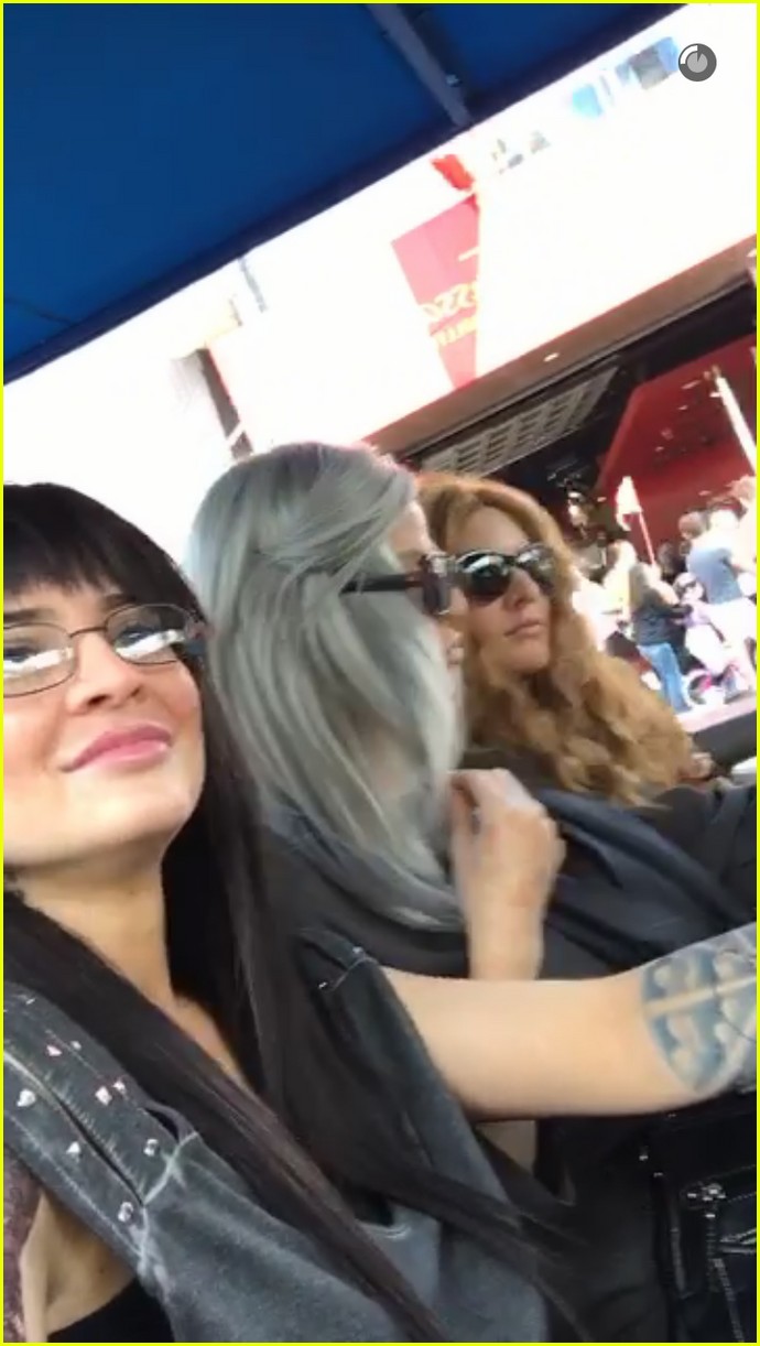 Kylie Jenner Dresses as Stalker Sarah While Going Undercover in ...