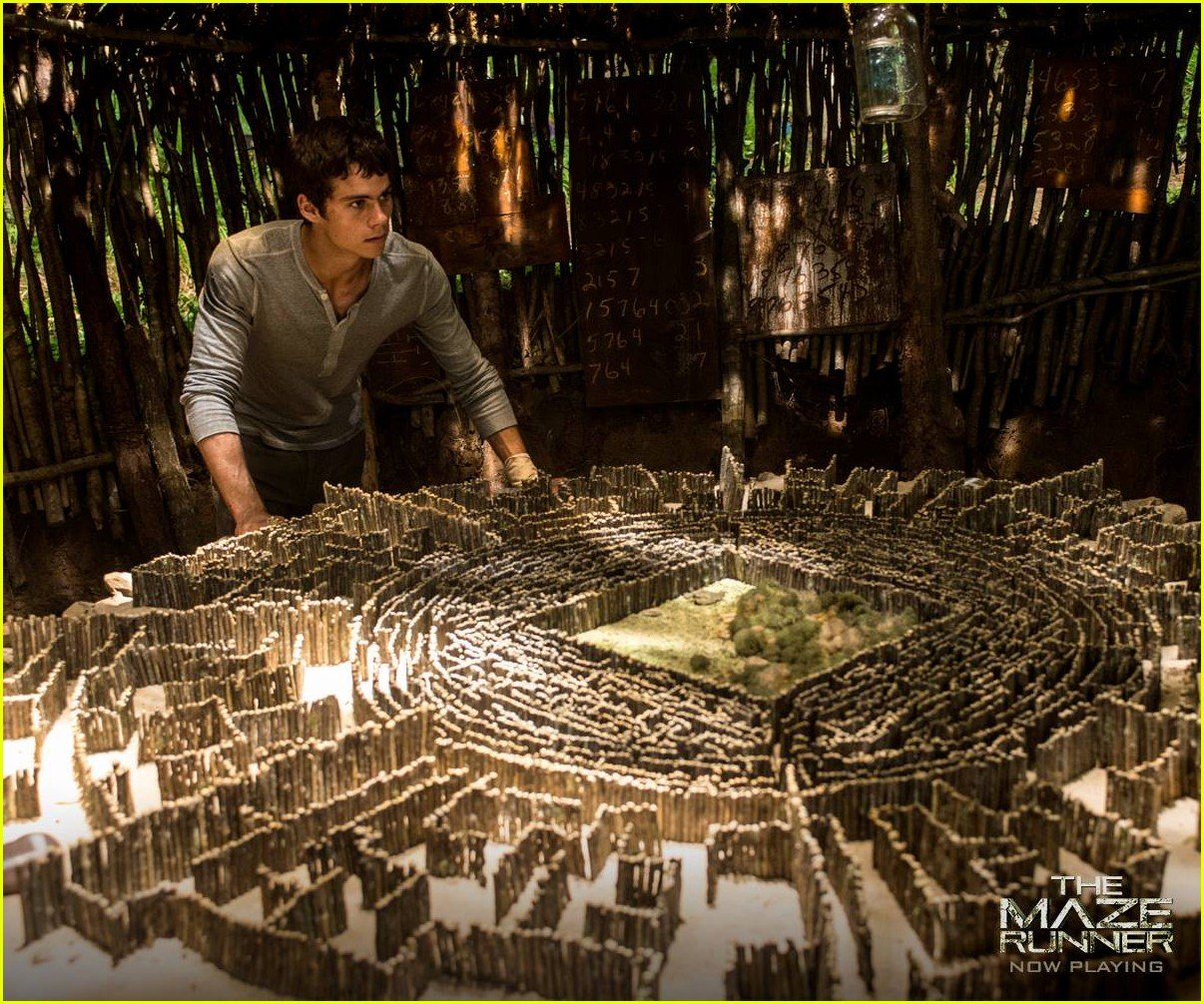 Dylan O'Brien Suffers Broken Bones in 'Maze Runner' On Set Injury ...