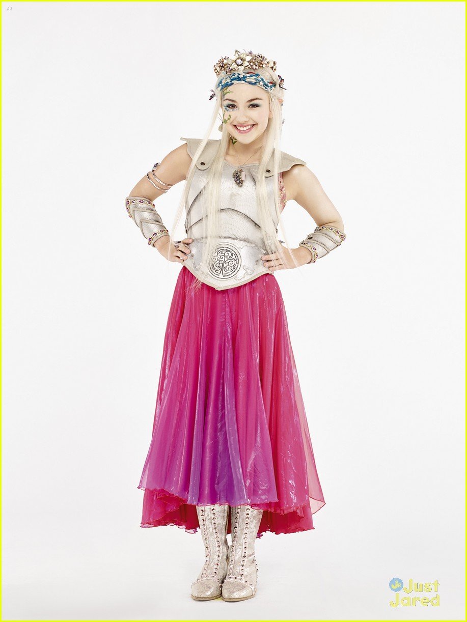 Nickelodeon Teases 'The Other Kingdom' Ahead of Series Premiere on ...