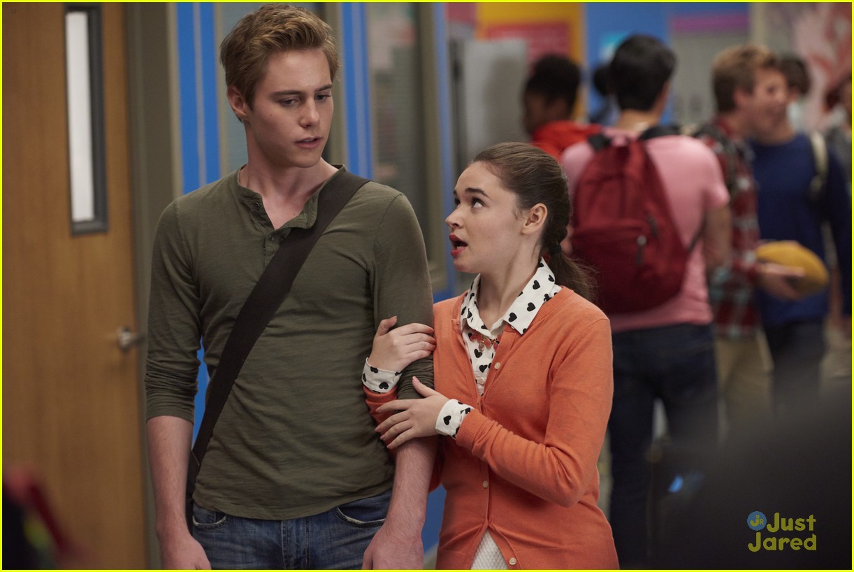 Nickelodeon Teases 'The Other Kingdom' Ahead of Series Premiere on ...