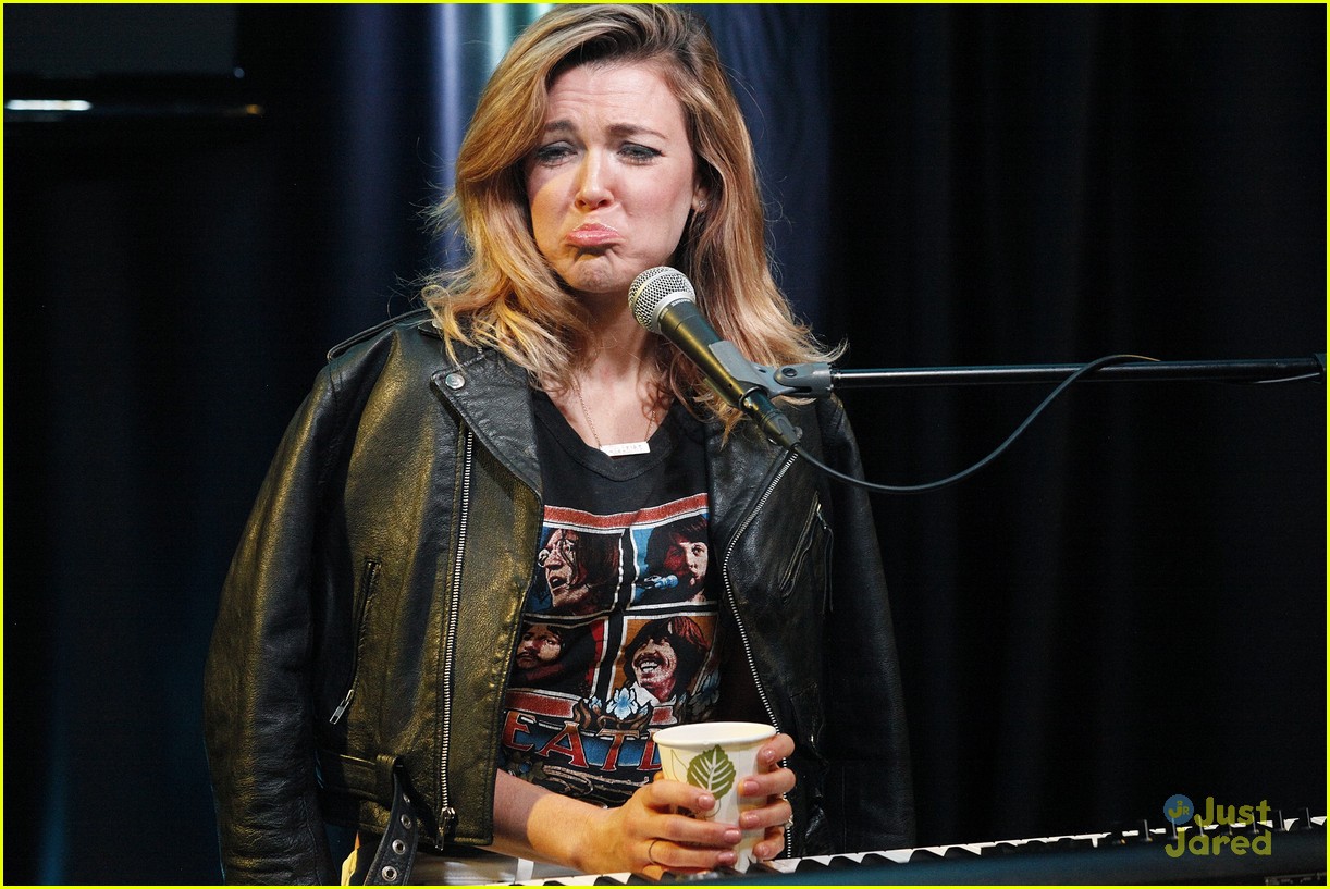 Full Sized Photo of rachel platten sick tour q102 promo stop 05 ...