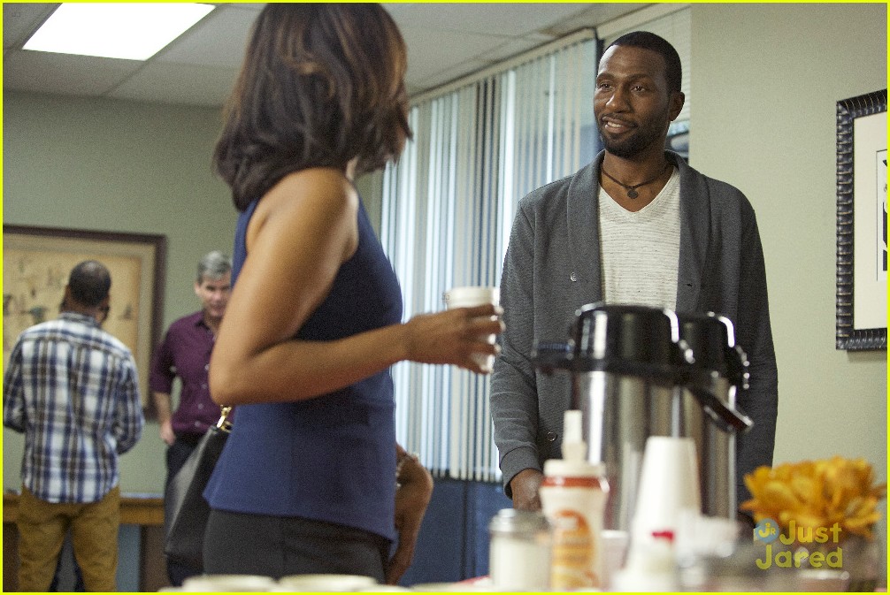 Ellie Finds Out Maddie's Secret on 'Recovery Road' Tonight | Photo ...