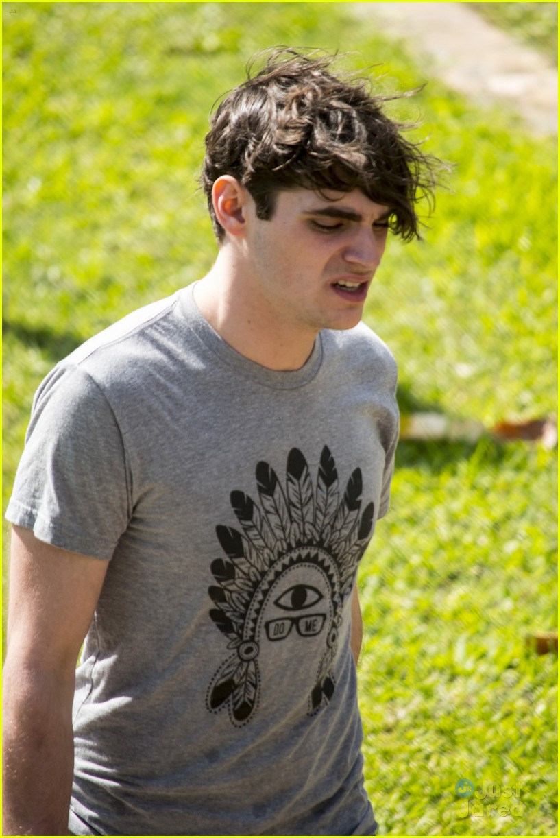 RJ Mitte On Disabilities: 'They're All There To Show Us Who We Can ...