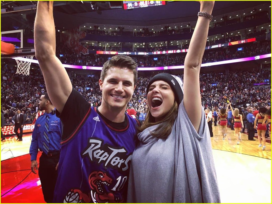 Robbie Amell Talks Wedding To Italia Ricci: 'She Freaked Out Over ...