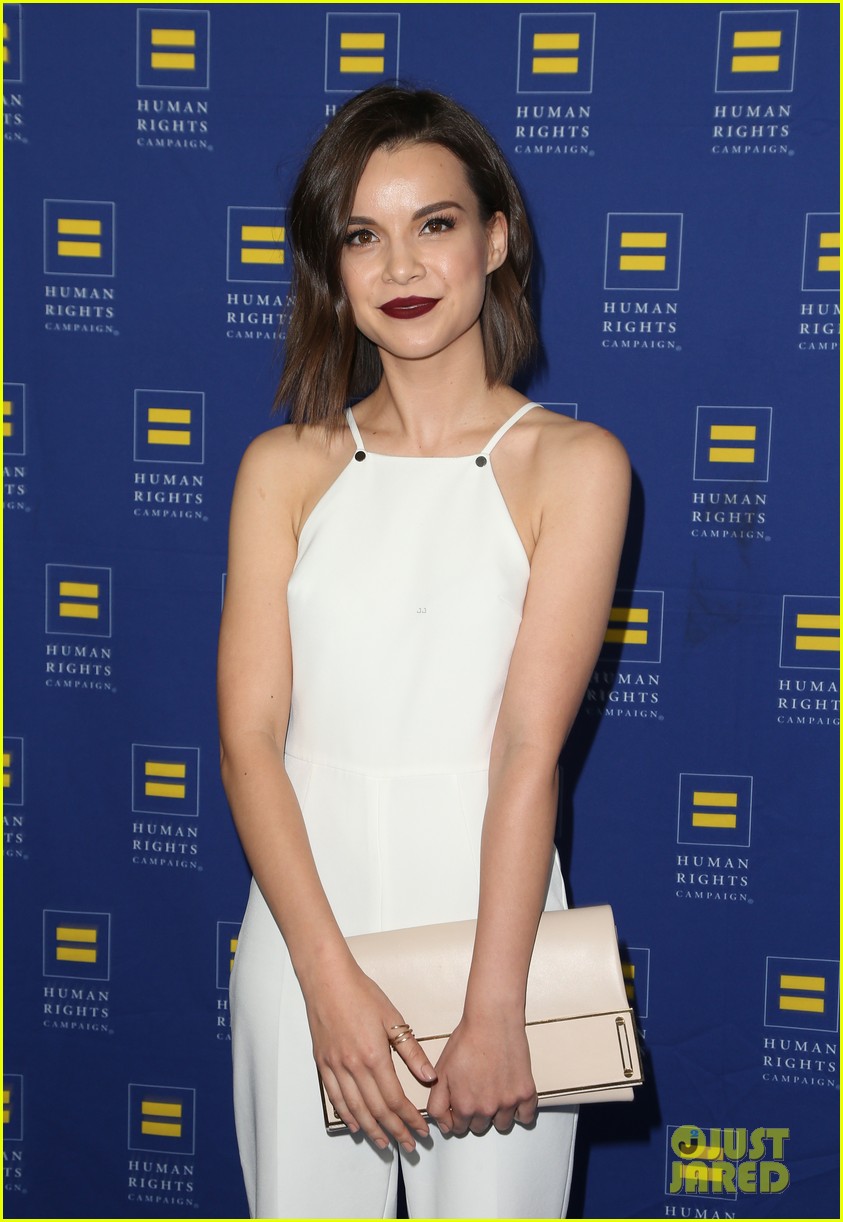 Serayah & Matthew Daddario Step Out For The Human Rights Campaign ...