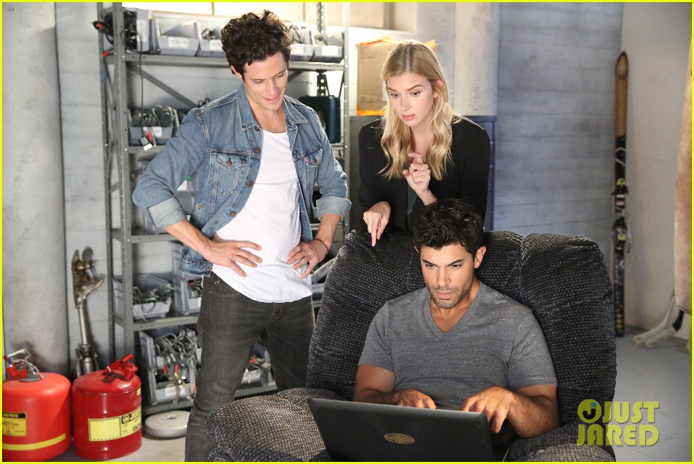 Full Sized Photo of stitchers hack me if you can 11 | The 'Stitchers ...