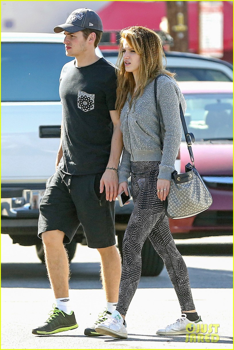 Bella Thorne & Gregg Sulkin Get in a Pre-Easter Workout! | Photo 947909 ...