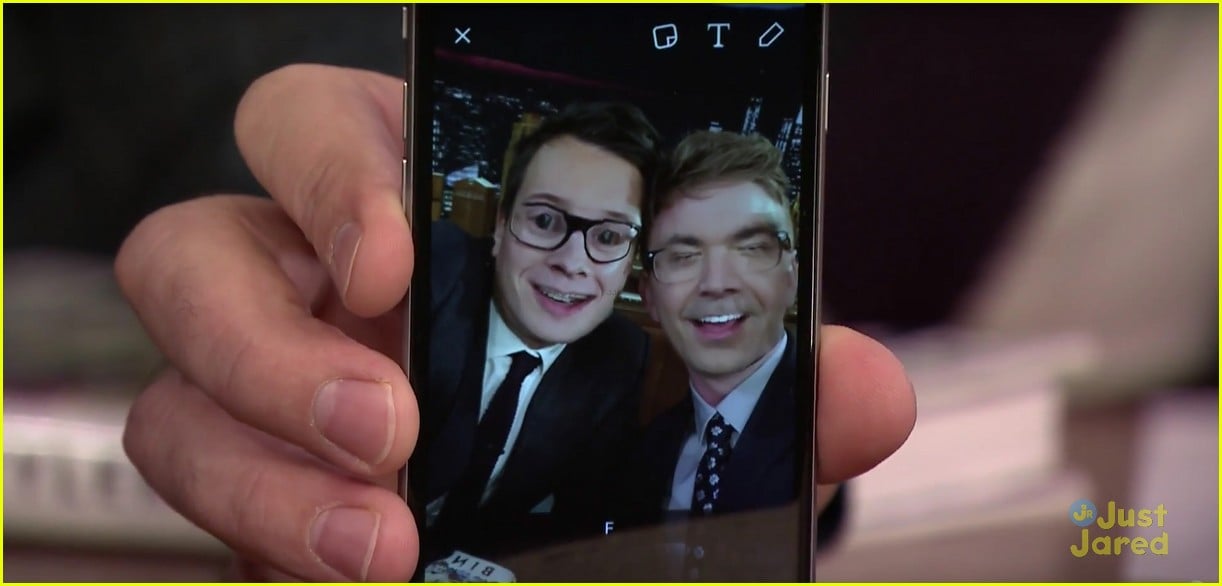 Tyler Oakley Face Swaps With Jimmy Fallon on 'Tonight Show' | Photo ...