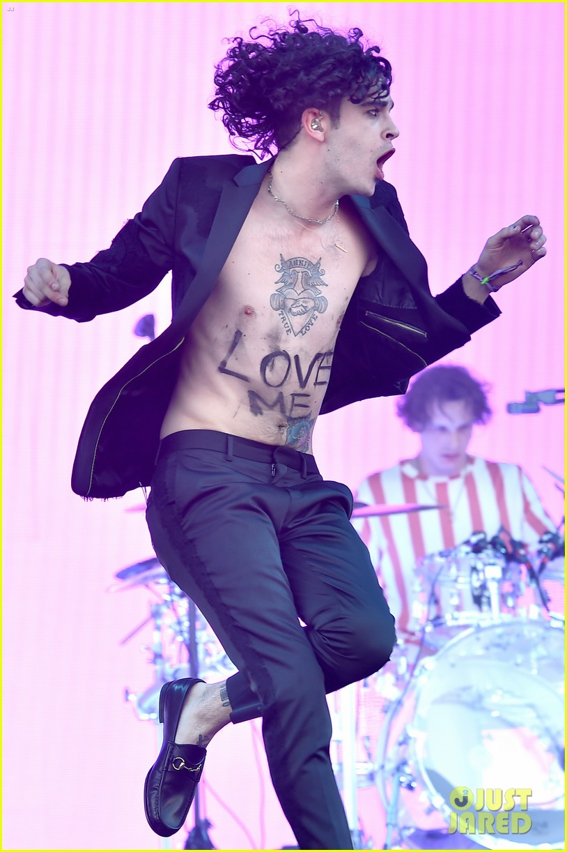 The 1975 Hit The Road on Their Spring Tour - See the Full Set List ...