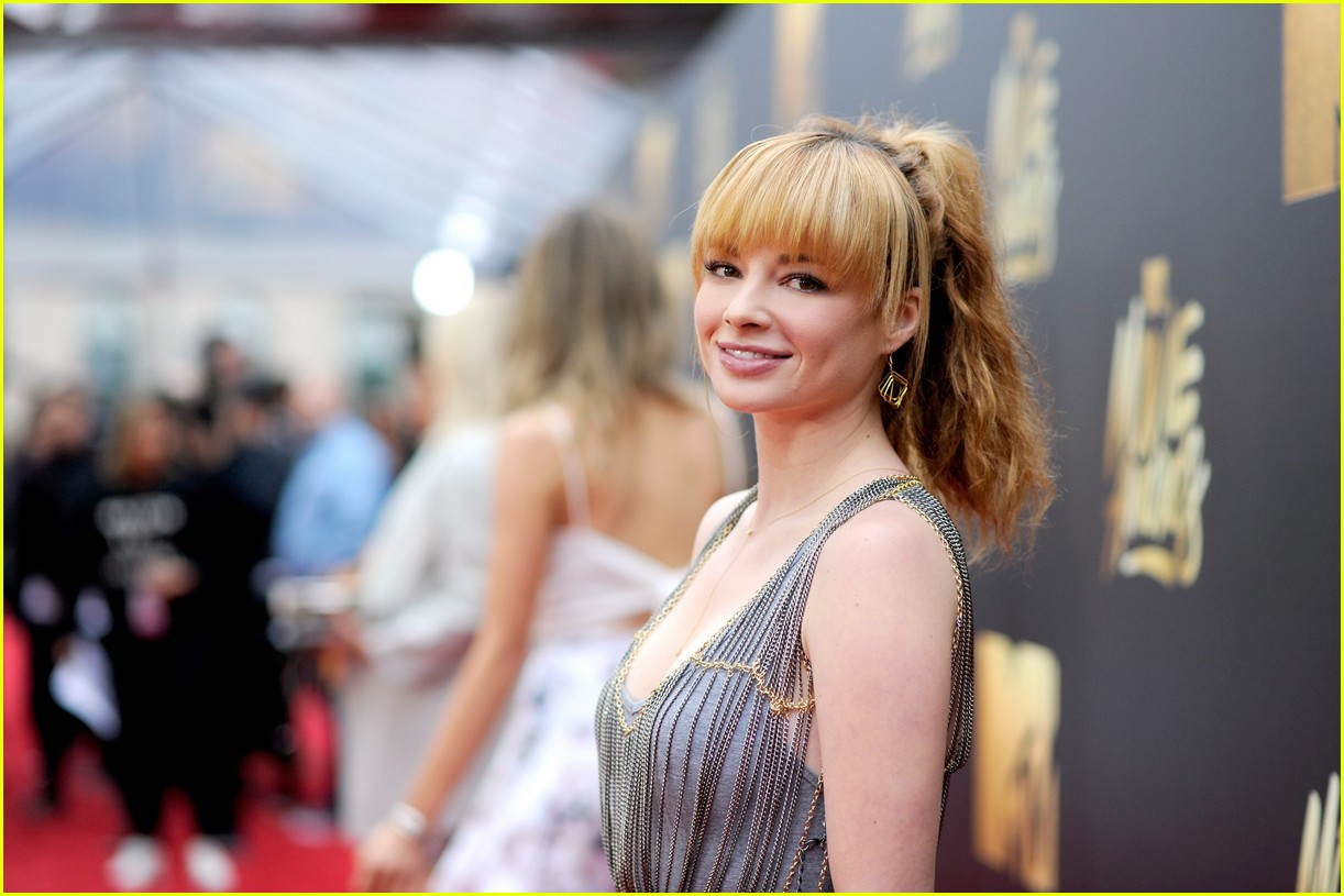 Ashley Rickards Joins 'Awkward' & 'Faking It' Casts at MTV Movie Awards ...