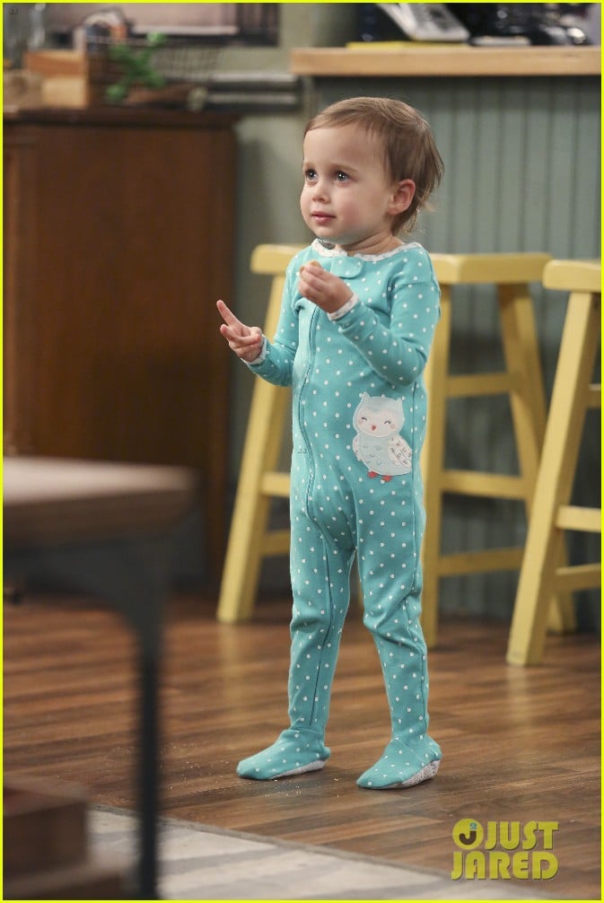 It's Spring Break on Tonight's Spring Finale of 'Baby Daddy' | Photo ...