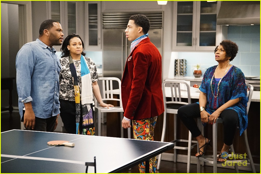 Raven-Symone Comes Back as Rhonda & Gets Married on Tonight's 'black ...