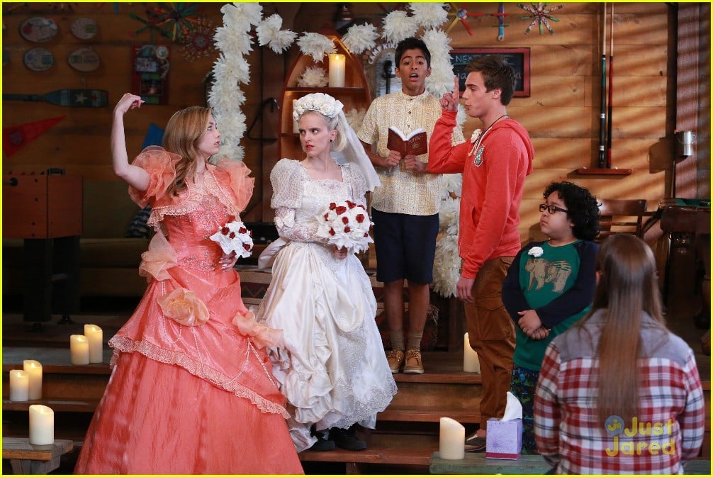 Xander & Hazel Get Married on 'Bunk'D'...What?! | Photo 962499 - Photo ...