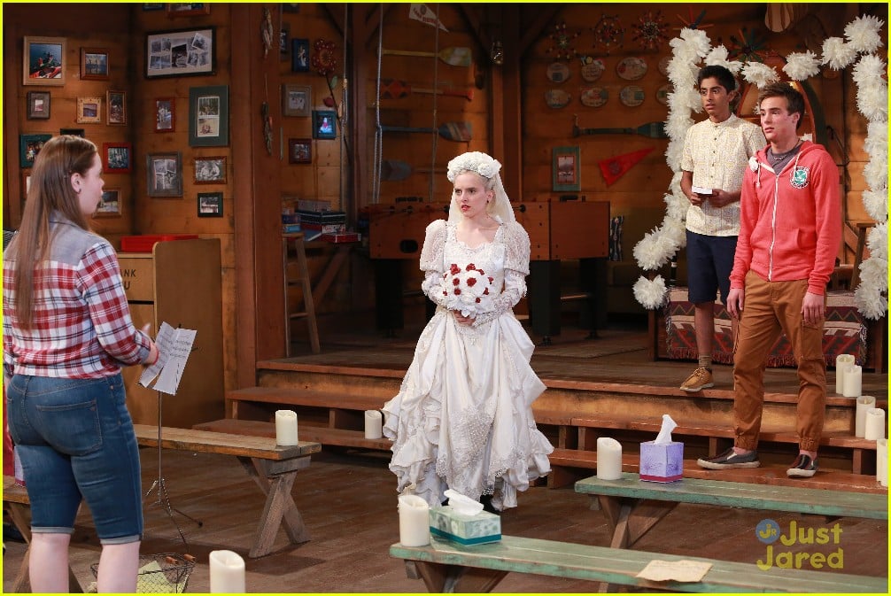 Xander & Hazel Get Married on 'Bunk'D'...What?! | Photo 962508 - Photo ...