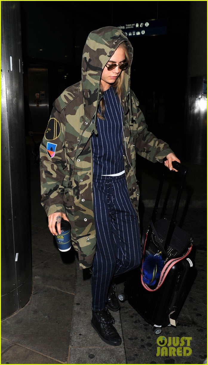 Cara Delevingne Joins Lady Garden Fun Run In Support Of Gynaecological ...