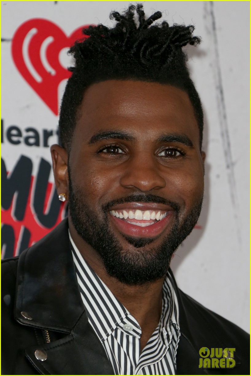 Full Sized Photo of jason derulo performs iheartradio music awards 02 ...