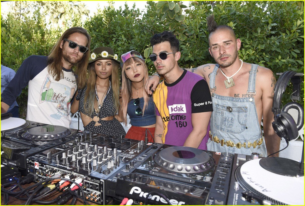 DNCE Films Music Video With Model Ashley Graham | Photo 959150 - Photo ...