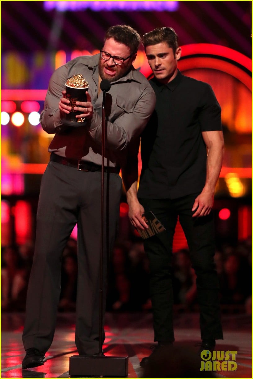 Zac Efron & Buff Seth Rogen Present at MTV Movie Awards 2016! | Photo ... Zac Efron & Buff Seth Rogen Present at MTV Movie Awards 2016! | Photo ...