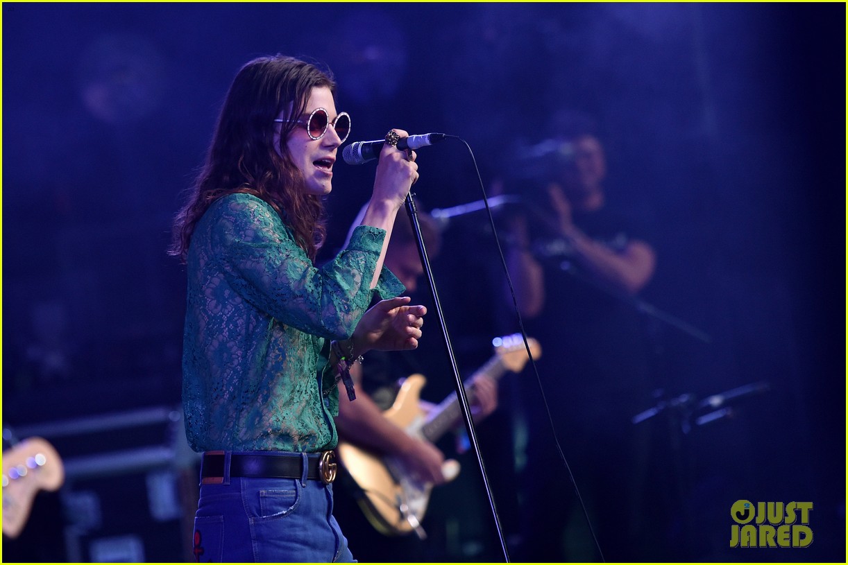 Ellie Goulding Is White Hot for Coachella Night One! | Photo 957841 ...