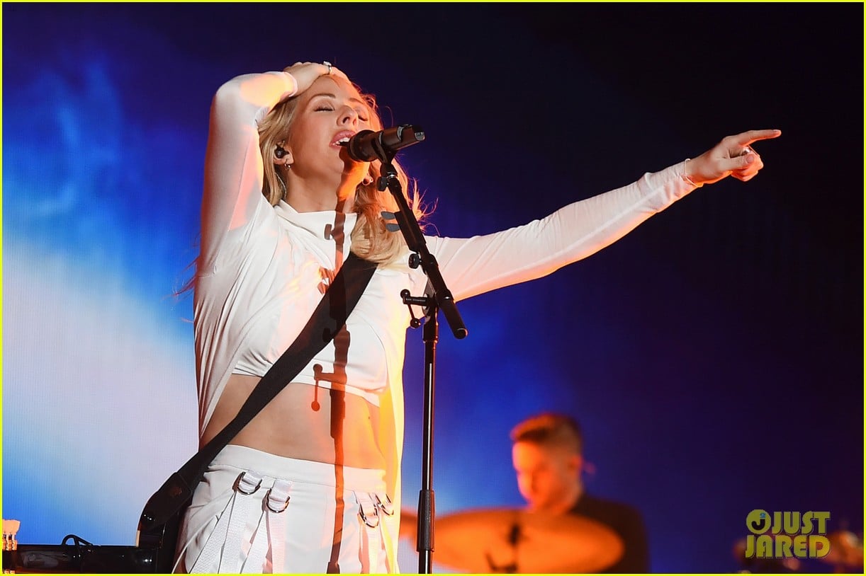 Ellie Goulding Is White Hot for Coachella Night One! | Photo 957845 ...