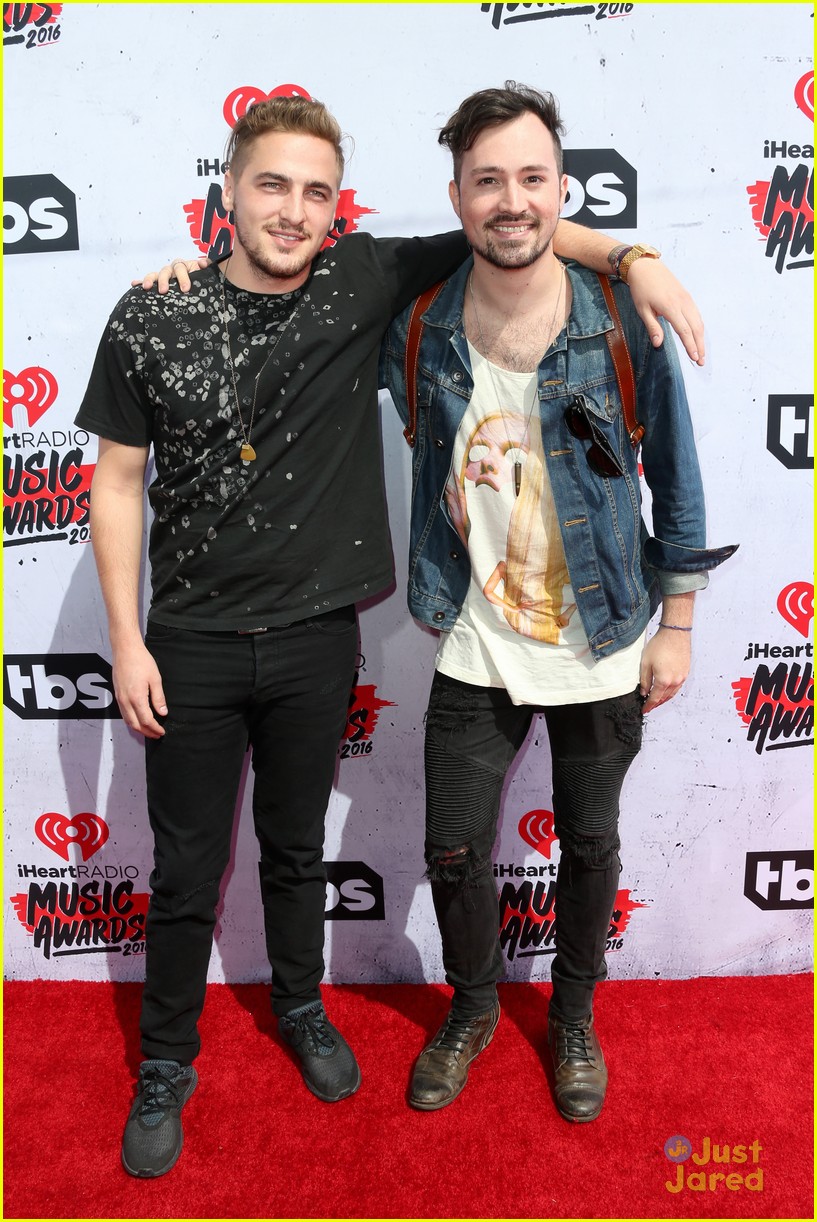 Full Sized Photo of heffron drive iheartradio music awards 09 | Kendall ...