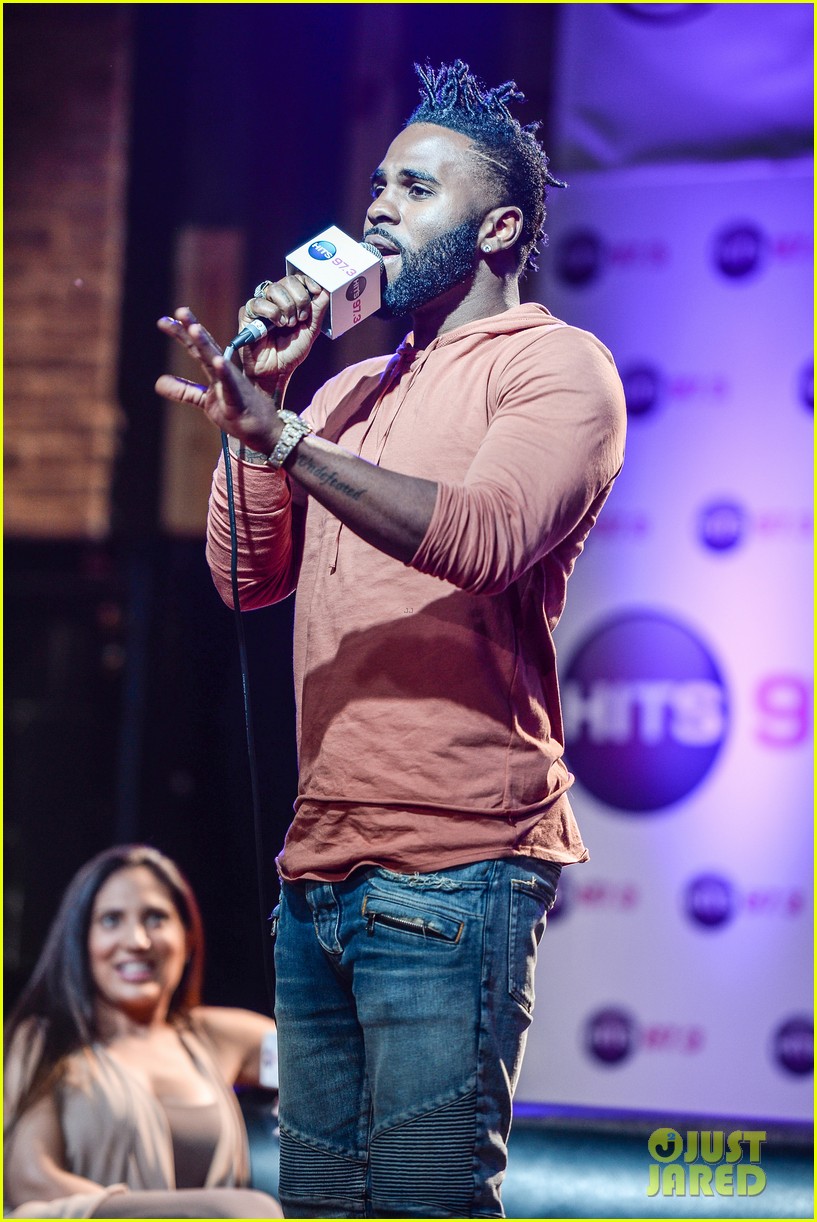 Full Sized Photo of jason derulo shirtless concert ft lauderdale 20 ...