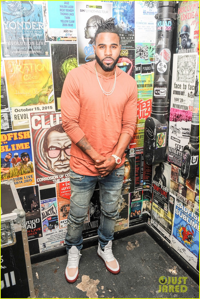 Jason Derulo Rips His Shirt Off During Florida Concert | Photo 962412 ...