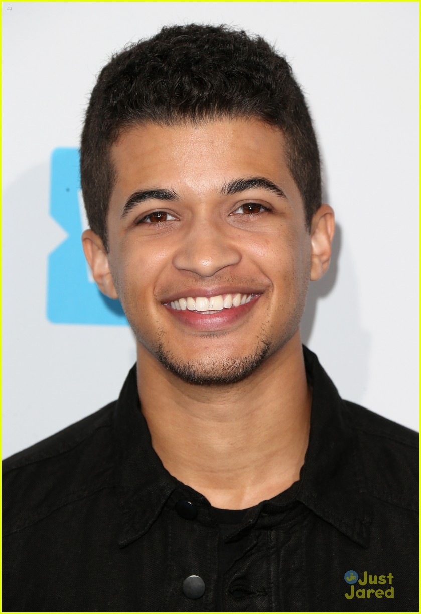 Olivia Holt, Sabrina Carpenter & Raini Rodriguez Hit WE Day California ...