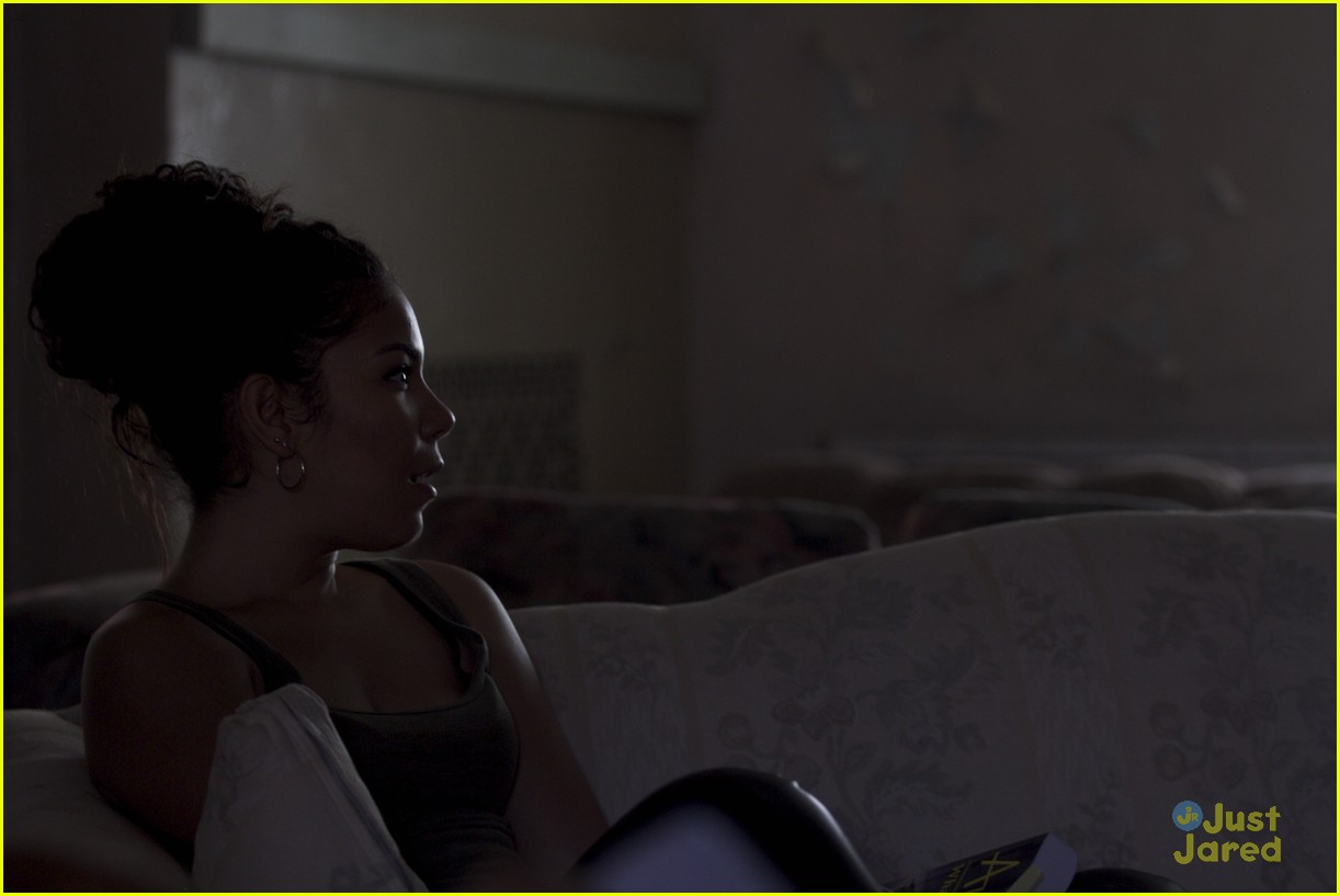 AnnaSophia Robb Connects With Autistic Child In New Lifetime Movie ...