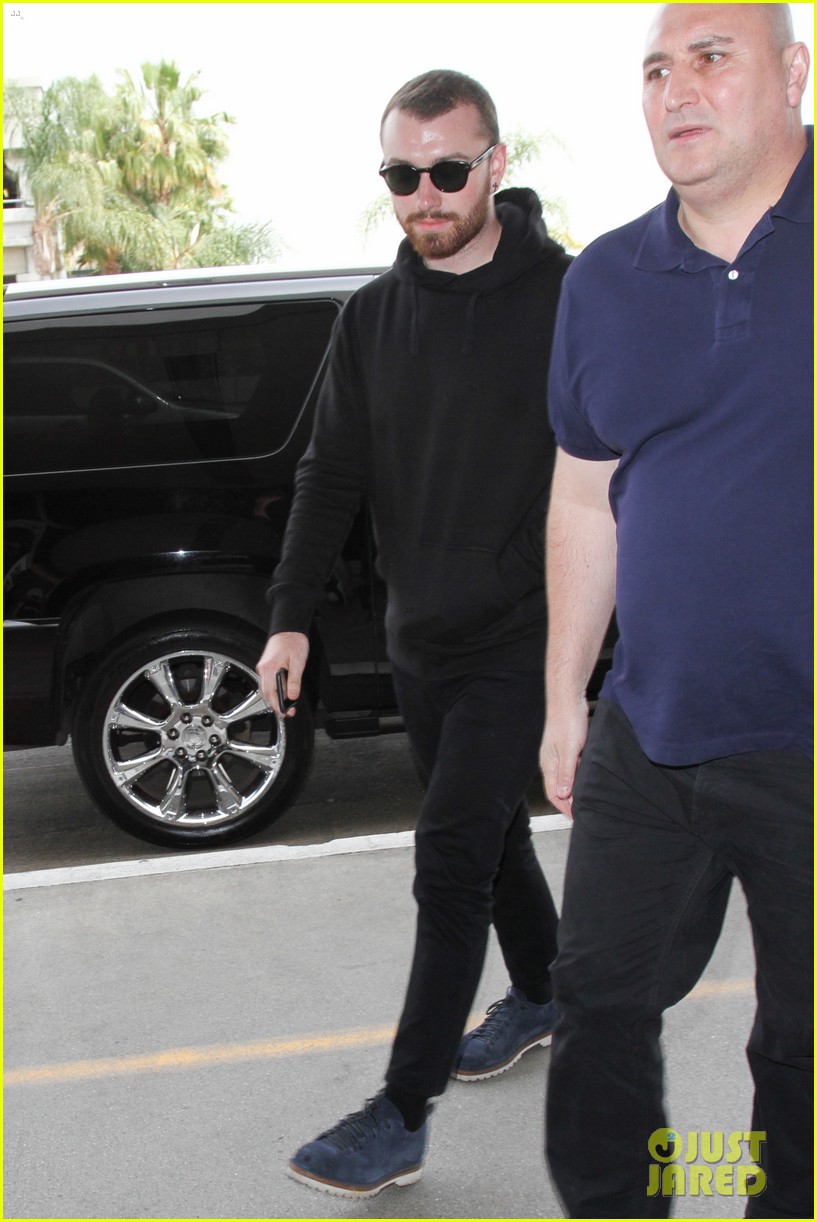 Sam Smith Departs LA After Surprise Coachella Appearance | Photo 962026 ...