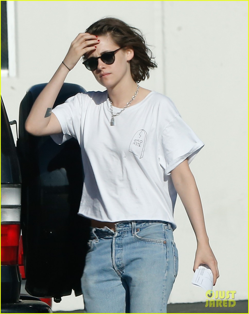 Kristen Stewart Holds Hands with Girlfriend Soko in LA! | Photo 950404 ...