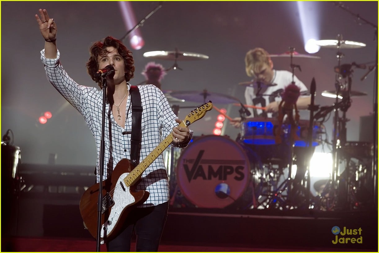 The Vamps Sell Out Scotland's SSE Hydro - See Concert Pics! | Photo ...