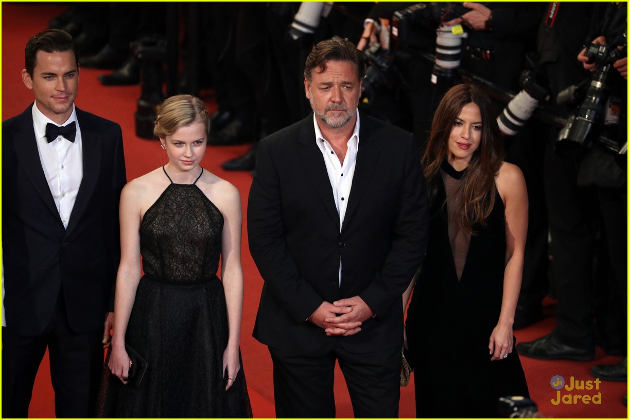 Angourie Rice Gets Kiss From Ryan Gosling At 'The Nice Guys' Cannes ...