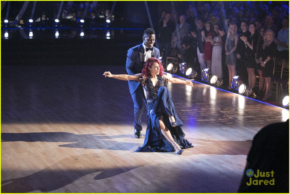 Antonio Brown & Paige VanZant Ruled 'Dancing With The Stars' This Week ...