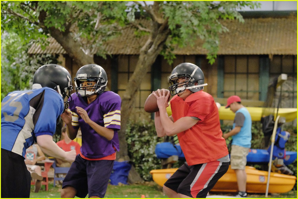 Full Sized Photo of bunkd xander says goodbye season finale clip stills ...