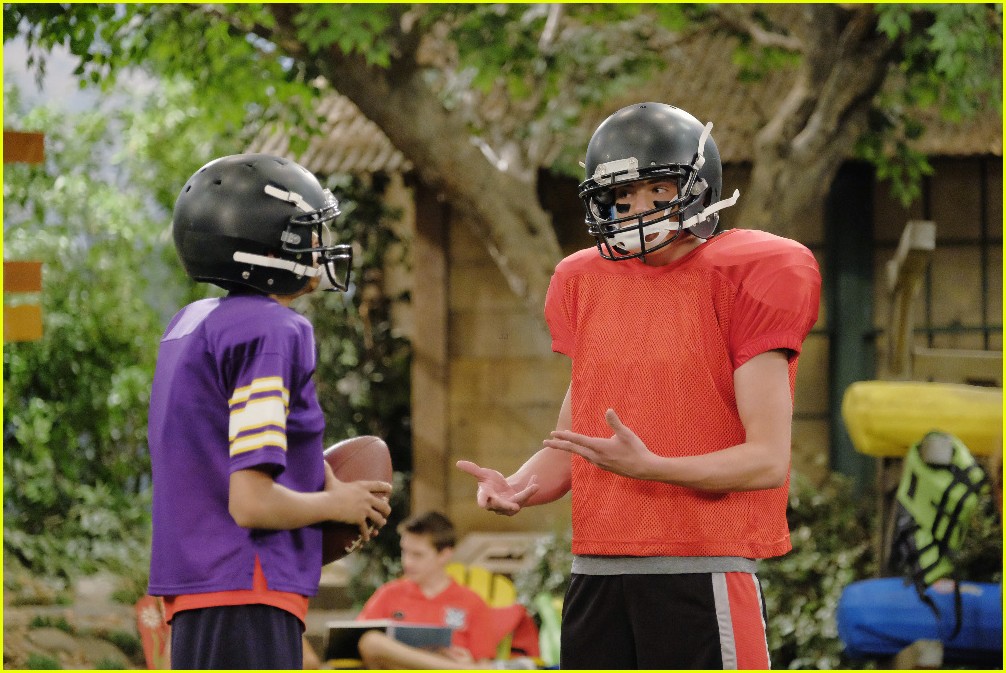 Full Sized Photo of bunkd xander says goodbye season finale clip stills ...